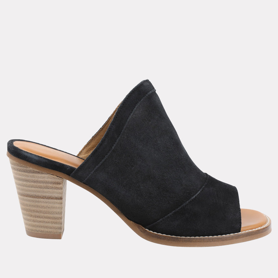 Andre Assous - The Original Espadrille